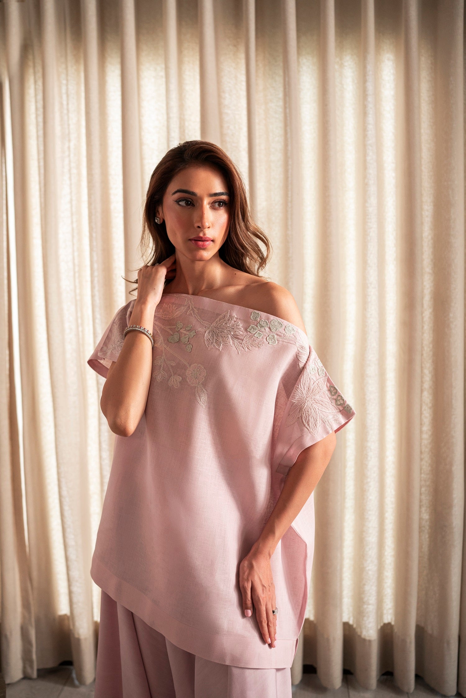 The Lilly Off Shoulder with Box Pants